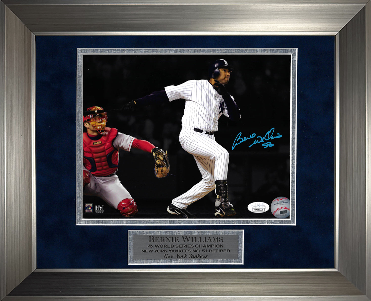 Bernie Williams Autograph Photo Spotlight 11x14 – New England Picture