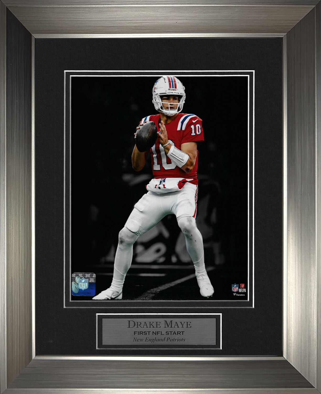 Drake Maye Photo First NFL Start Spotlight 11x14 – New England Picture