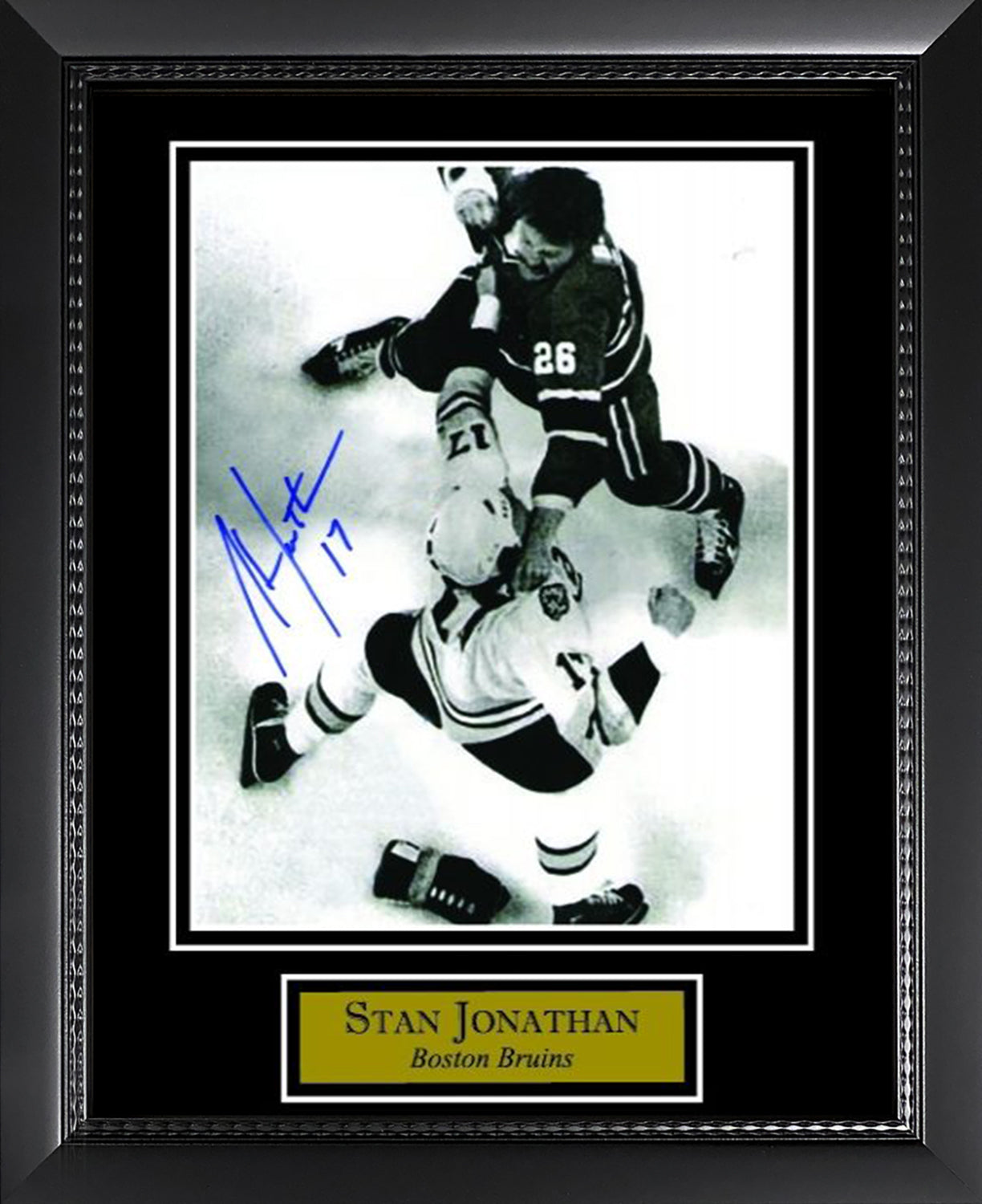 Stan Jonathan Autograph Photo Fight Aerial View 11x14 – New England Picture